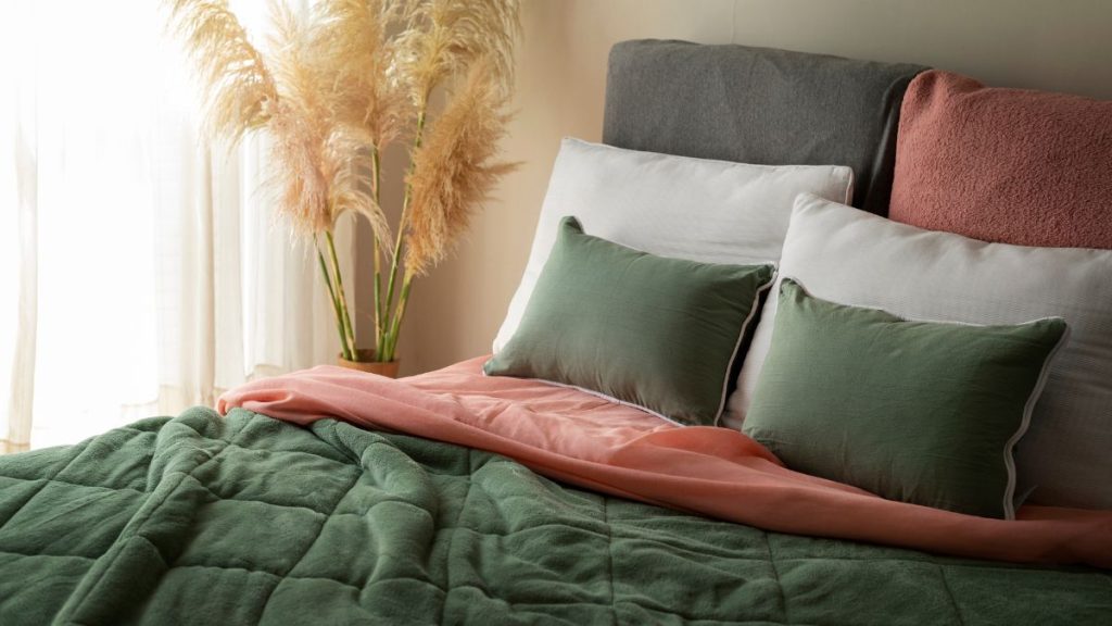 Bedding Sets for Sale: Mr Price Home vs Sheet Street - Whats on G